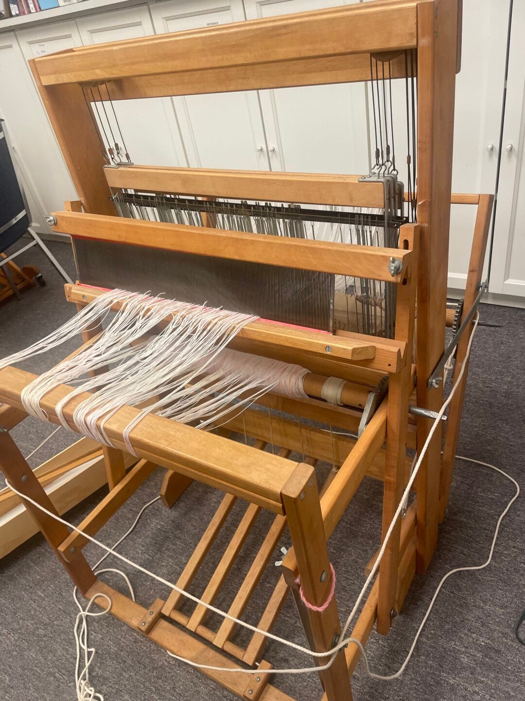 Used Equipment Sales – Philadelphia Guild of Handweavers
